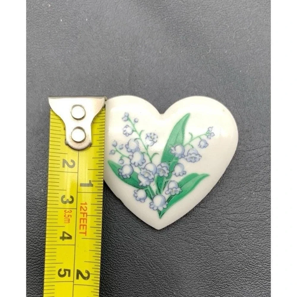 Avon | Jewelry | Vintage Avon Lily Of The Valley Heart Brooch Pin May ...